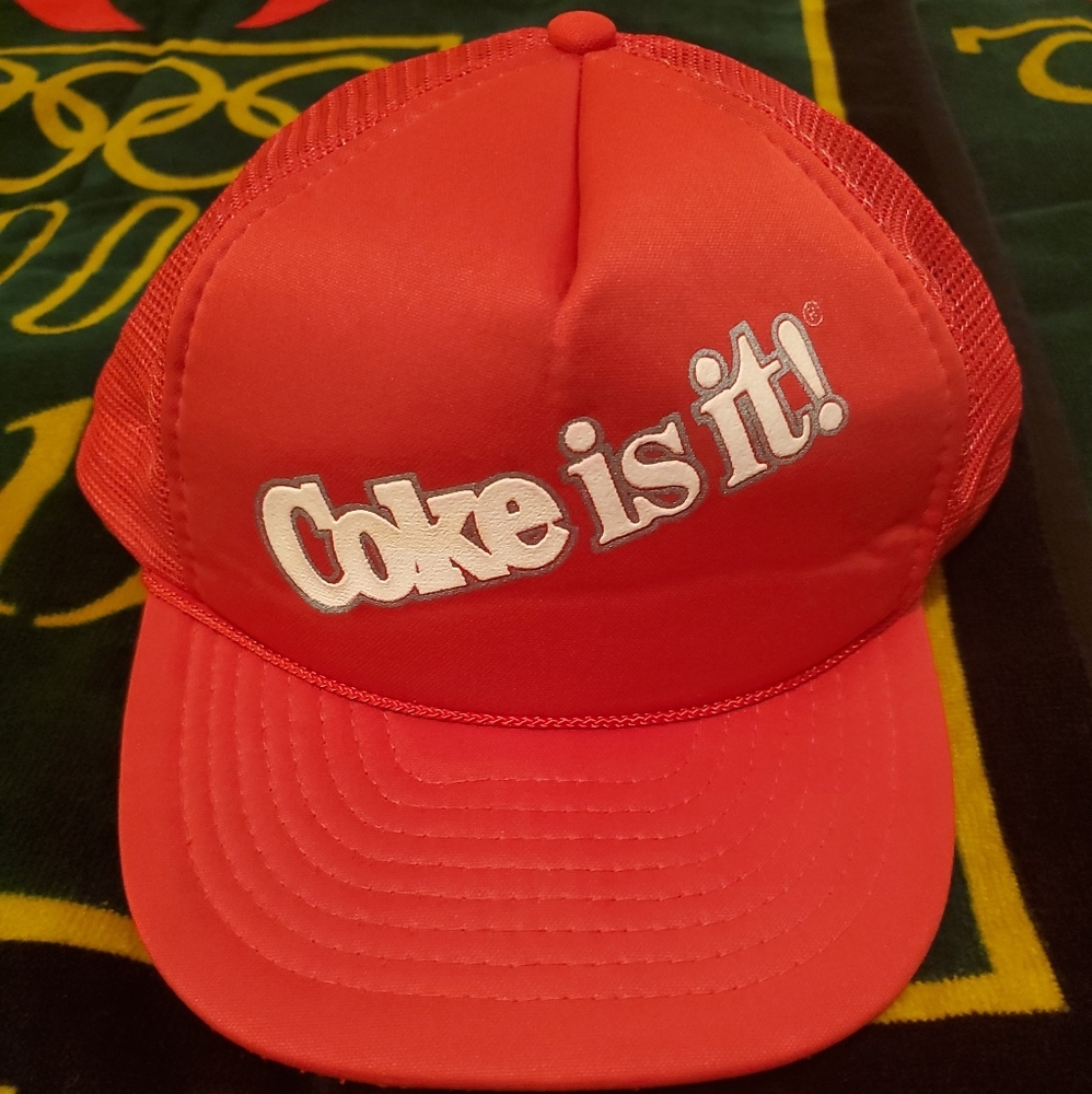 Coke Is It! Coca Cola 80s Retro Vintage - Gem
